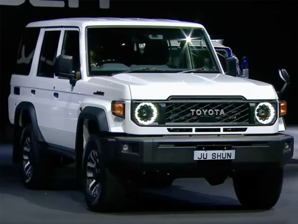 Best Replacement LED Headlights - for Toyota LC76 2024+ - Autunik.com